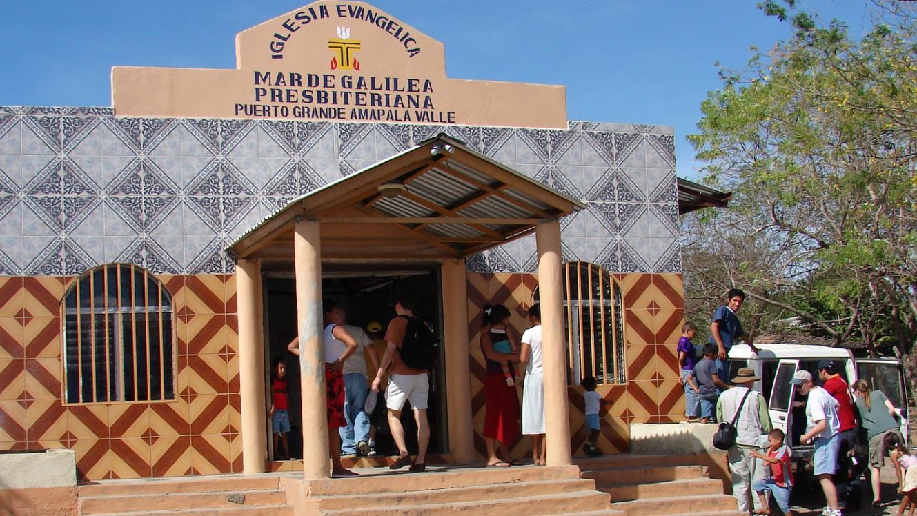 Neurologist pays forward the financial support, encouragement that got ...