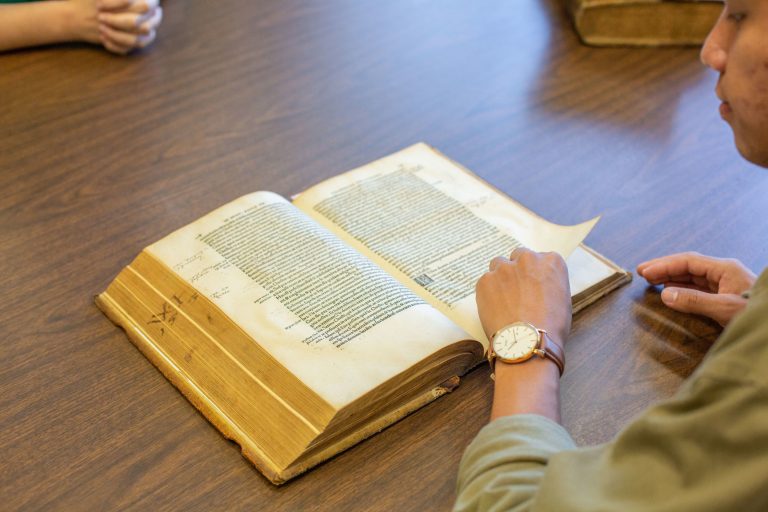 Erasmus Book Photoshoot - EMU News