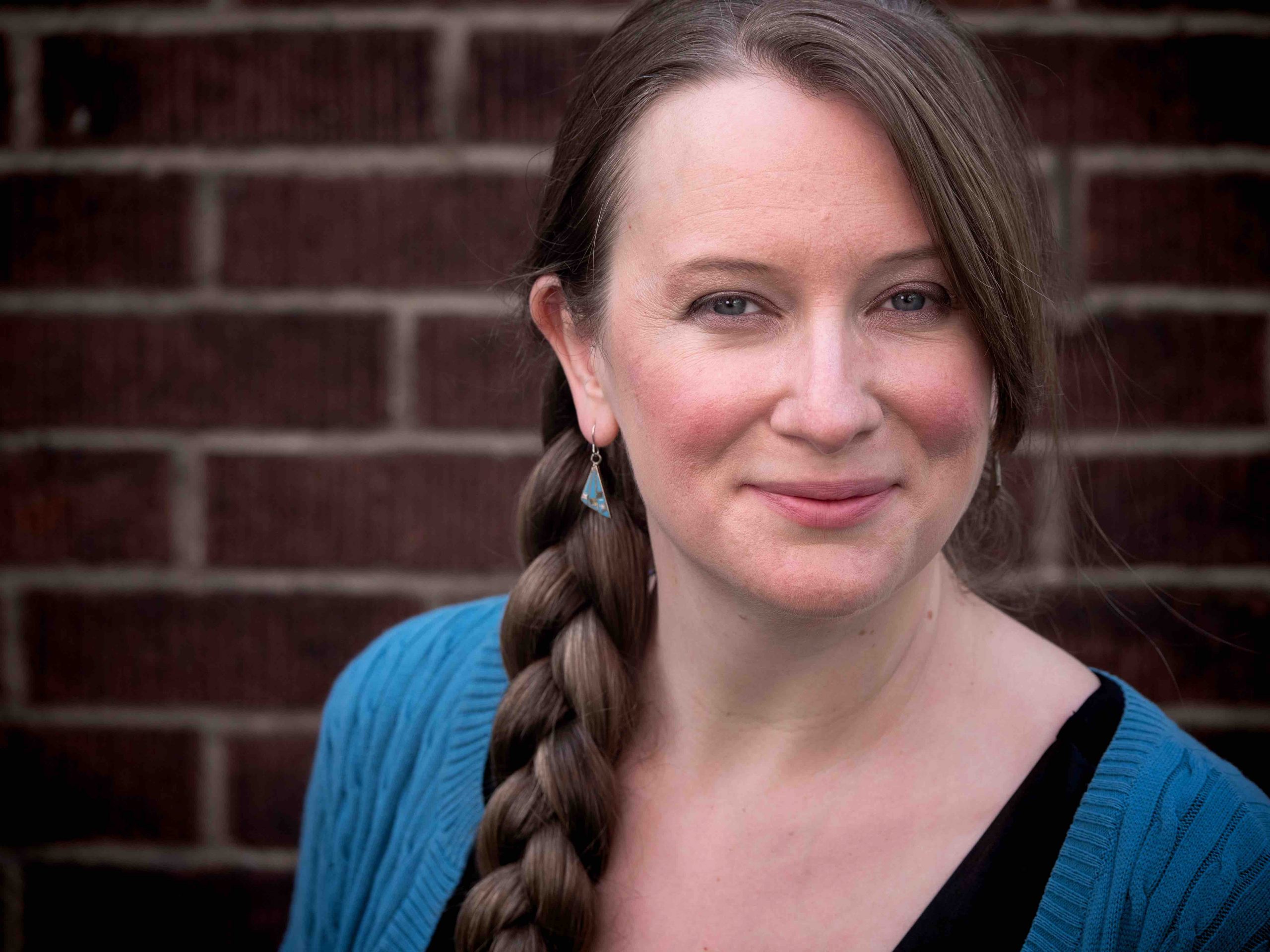 Christine Benner Dixon ‘04 earns prize, publication for her first novel ...