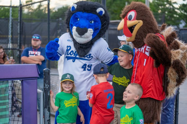 PHOTOS: Royals fans turn out for EMU Night with the Turks - EMU News