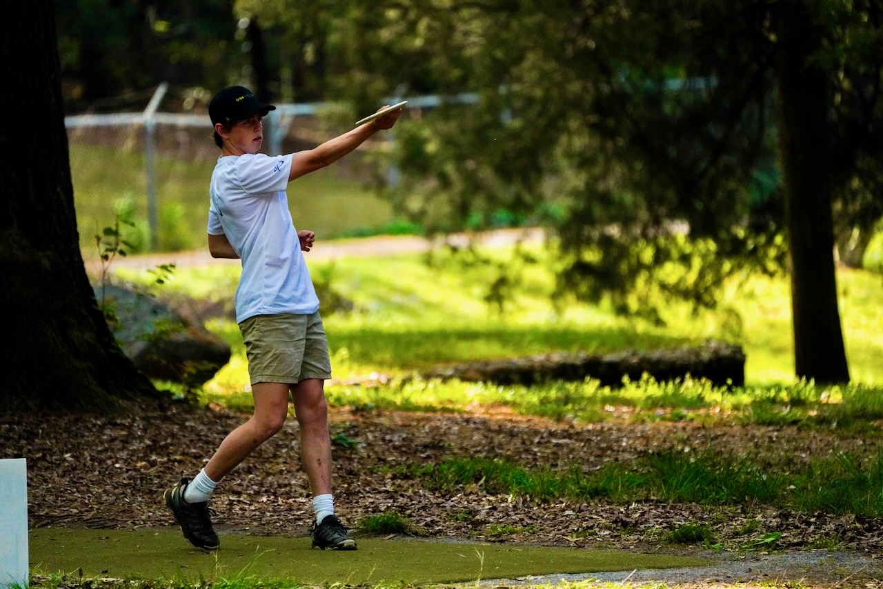 EMU’s Jesse Longenecker crowned national champion of college disc golf ...