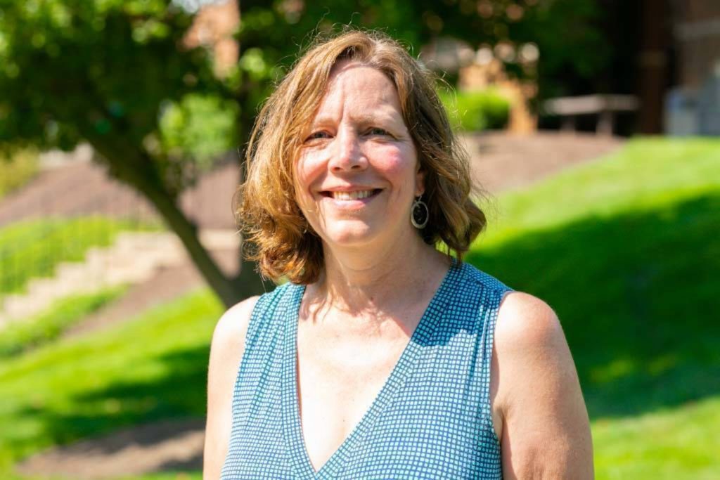 Sarah Lammert – Peacebuilder Online